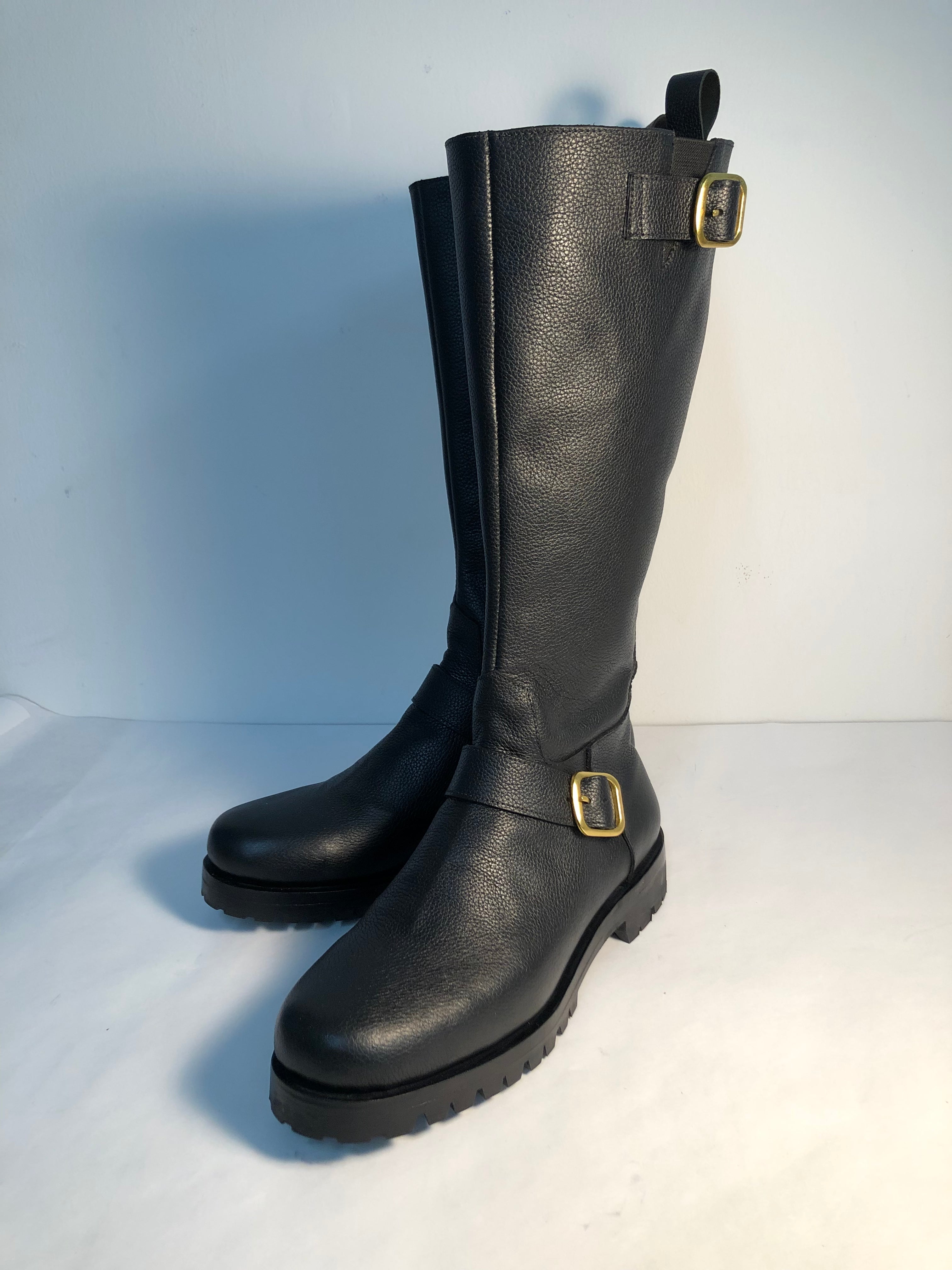 Elizabeth's Boots – Jasmine Martins Footwear